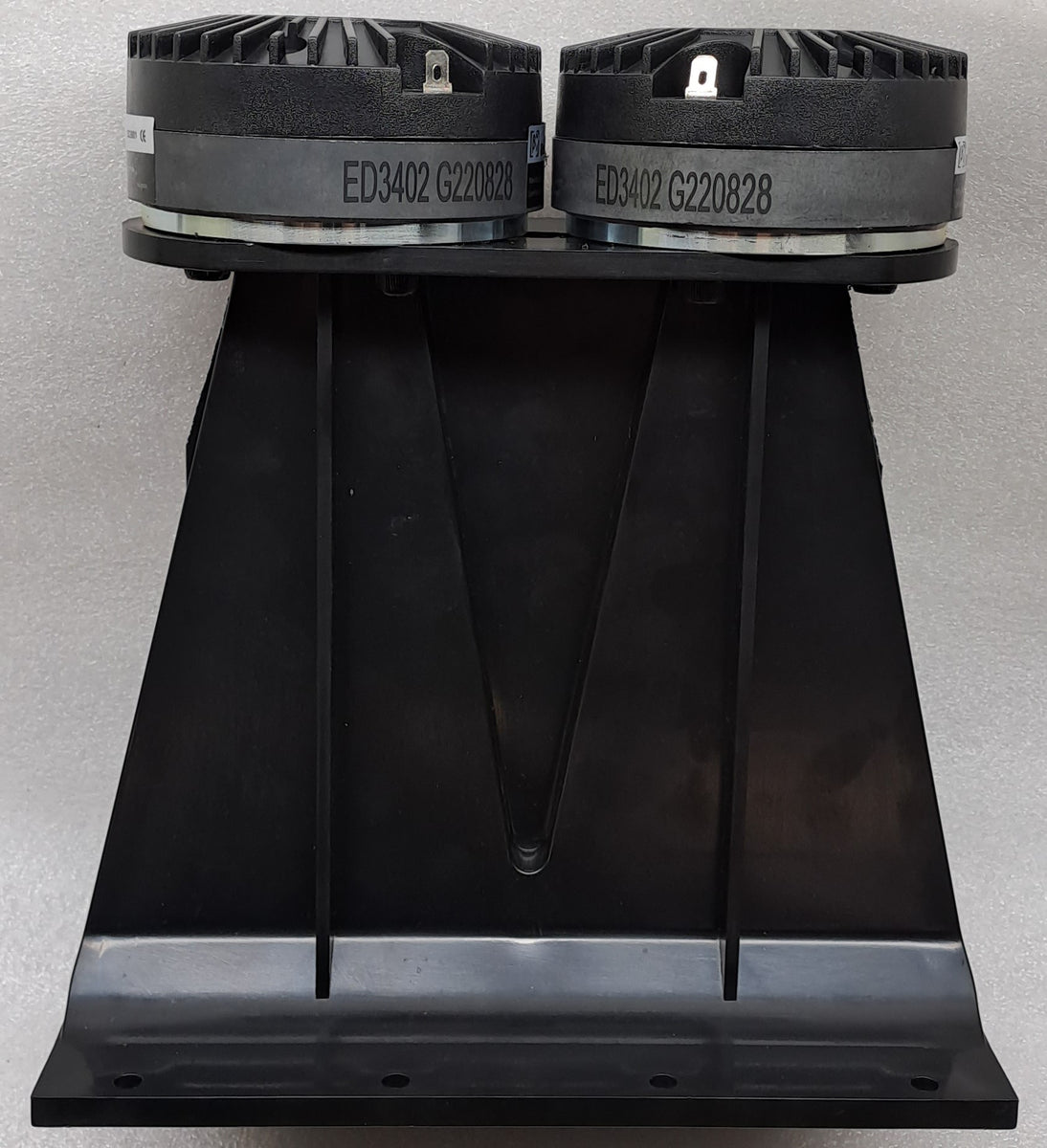 Line Array wave guide Horn with Drivers – PQSound